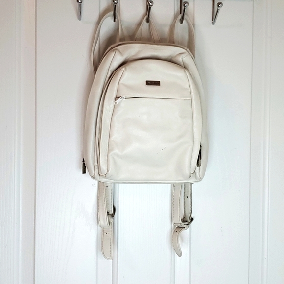 Pelle Studio | Bags | Pelle Studio For Wilson Leather Small Backpack ...